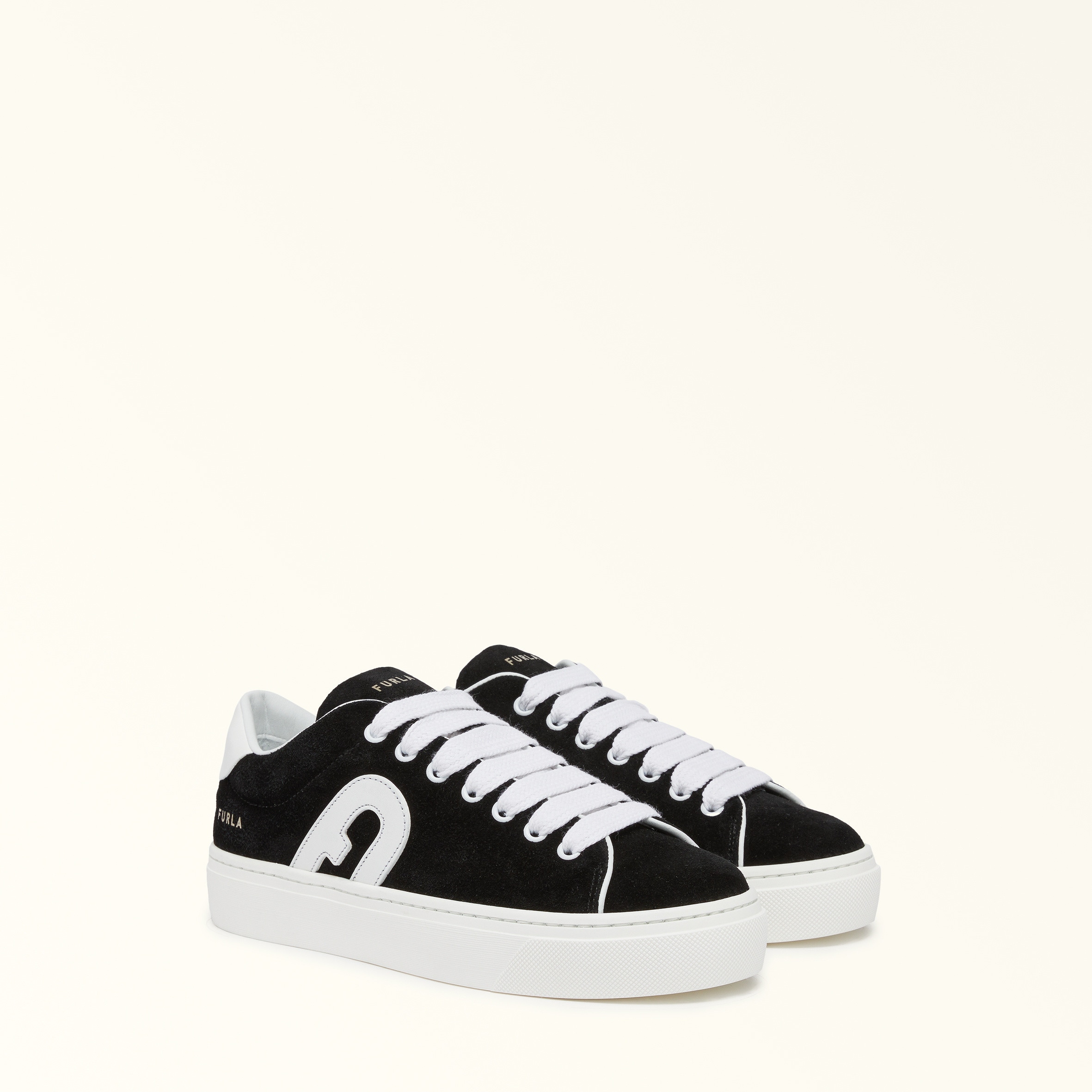 Women’s shoes: flat shoes and sneakers, boots and sandals| Furla